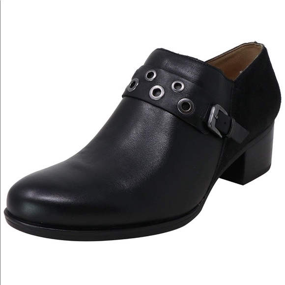 Naturalizer | Shoes | Naturalizer Delta Black Leather Ankle Booties ...